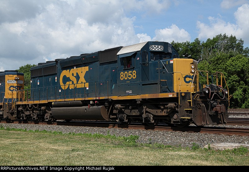 CSX 8058